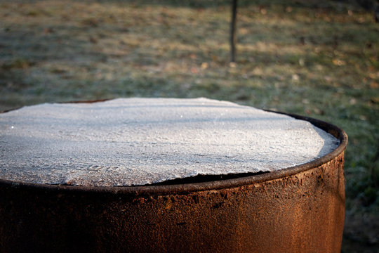 "Rusty Barrel" Bilder – Durchsuchen 91 Archivfotos, Vektorgrafiken und ...