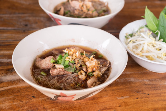รูปภาพTiew – เลือกดูภาพถ่ายสต็อก เวกเตอร์ และวิดีโอ294 | Adobe Stock
