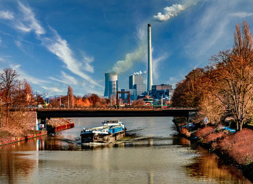 Ruhrpott Bilder – Durchsuchen 26,349 Archivfotos, Vektorgrafiken und ...