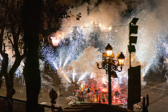 รูปภาพFalla – เลือกดูภาพถ่ายสต็อก เวกเตอร์ และวิดีโอ1,128 | Adobe Stock