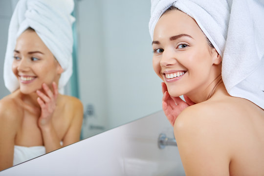 Pampering Images – Browse 585,746 Stock Photos, Vectors, and Video ...