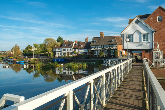 รูปภาพTewkesbury – เลือกดูภาพถ่ายสต็อก เวกเตอร์ และวิดีโอ542 | Adobe Stock