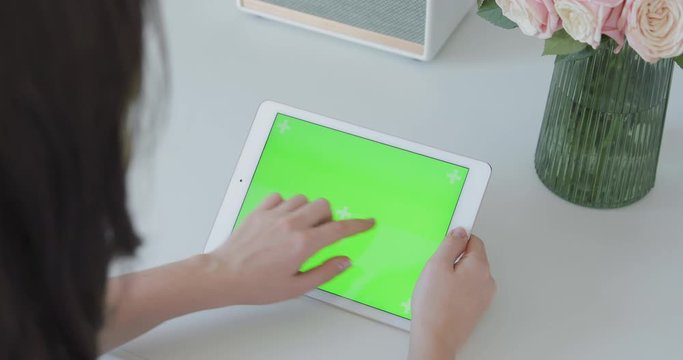 Green-Screen Images – Browse 4,625 Stock Photos, Vectors, and Video ...