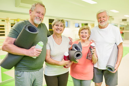 Sportstudio bilder – Bläddra bland 3,420 stockfoton, vektorer och ...