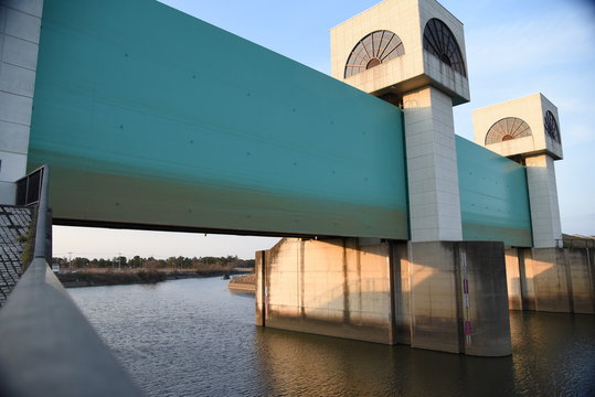 Gerinne Bilder – Durchsuchen 44,511 Archivfotos, Vektorgrafiken und ...