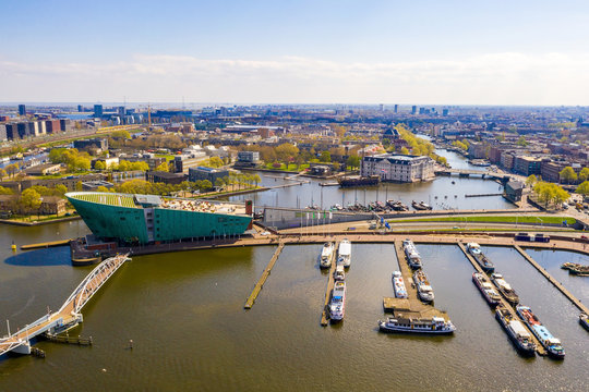 Renzo bilder – Bläddra bland 787 stockfoton, vektorer och videor ...