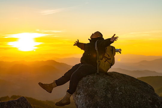 รูปภาพSurvival – เลือกดูภาพถ่ายสต็อก เวกเตอร์ และวิดีโอ232,079 | Adobe ...