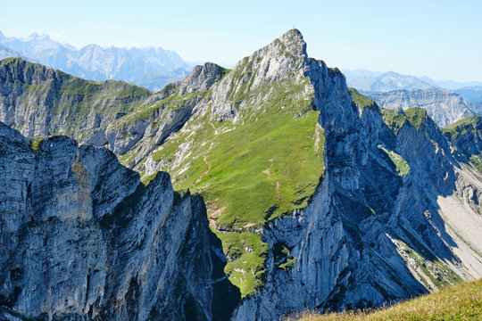 Rofangebirge Bilder – Durchsuchen 1,556 Archivfotos, Vektorgrafiken und ...