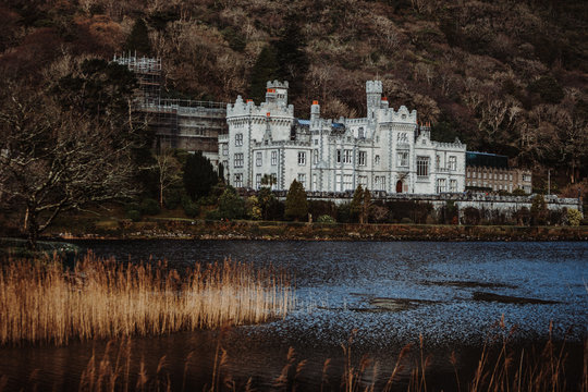 รูปภาพKylemore – เลือกดูภาพถ่ายสต็อก เวกเตอร์ และวิดีโอ1,595 | Adobe Stock