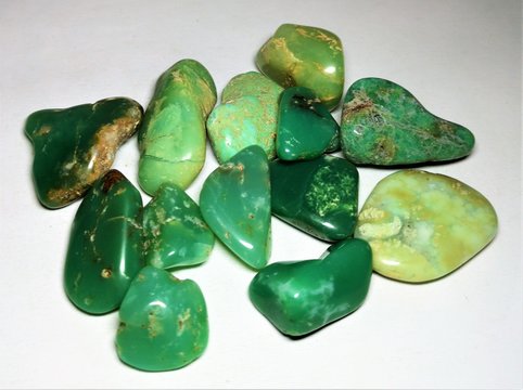 Chrysoprasus Bilder – Durchsuchen 1,157 Archivfotos, Vektorgrafiken und ...