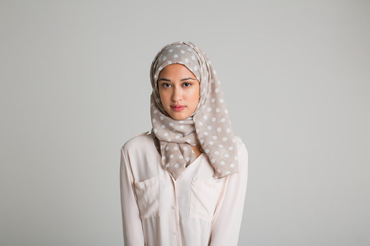 Bahraini 이미지 – 찾아보기 6,415 스톡 사진, 벡터 및 비디오 | Adobe Stock