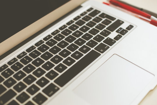 Komputer Bilder – Durchsuchen 12,378 Archivfotos, Vektorgrafiken und ...