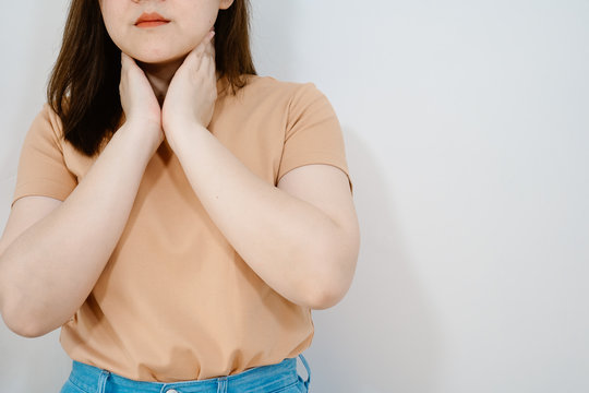 Halsweh Bilder – Durchsuchen 32,014 Archivfotos, Vektorgrafiken und ...