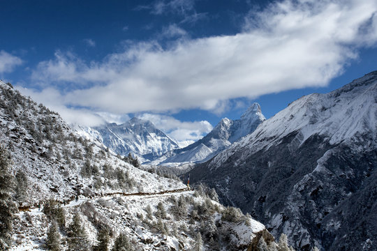 Himalaia Images – Browse 344 Stock Photos, Vectors, and Video | Adobe Stock