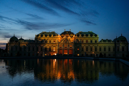 "Vienna Night"-Bilder: Stock-Fotos & -Videos. | Adobe Stock