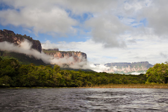 Imagens de Auyantepui – Explore Fotografias do Stock, Vetores e Vídeos ...