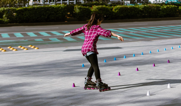 รูปภาพPatinadora – เลือกดูภาพถ่ายสต็อก เวกเตอร์ และวิดีโอ142 | Adobe Stock