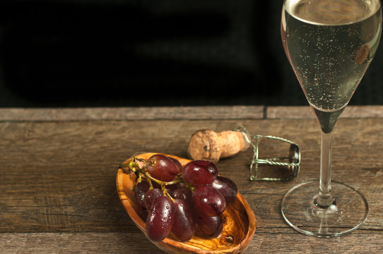Champaign Images – Browse 1,307,350 Stock Photos, Vectors, and Video ...