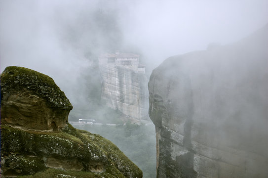 Meteory Bilder – Durchsuchen 374 Archivfotos, Vektorgrafiken und Videos ...
