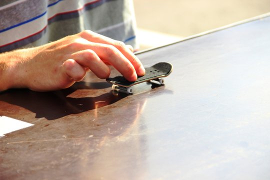 Fingerboard Images – Browse 176,683 Stock Photos, Vectors, and Video ...