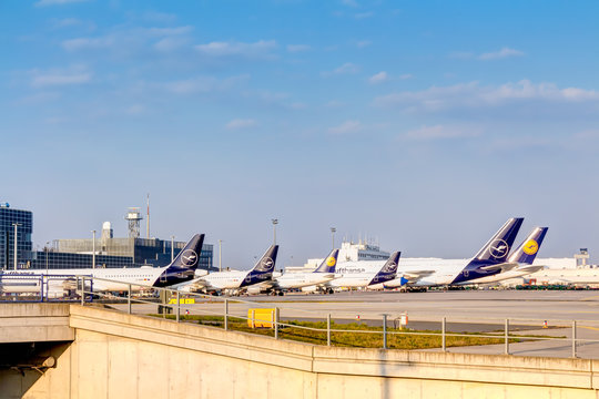 Fraport Bilder – Durchsuchen 556 Archivfotos, Vektorgrafiken und Videos ...