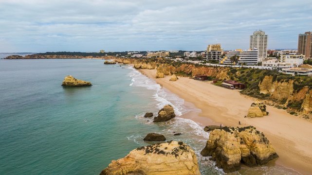รูปภาพCastelos – เลือกดูภาพถ่ายสต็อก เวกเตอร์ และวิดีโอ539 | Adobe Stock
