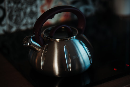 รูปภาพCzajnik – เลือกดูภาพถ่ายสต็อก เวกเตอร์ และวิดีโอ513 | Adobe Stock