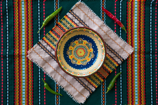 Piyala - Images et vidéos libres de droits | Adobe Stock