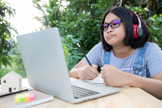 Disfavour Bilder – Durchsuchen 805 Archivfotos, Vektorgrafiken und ...