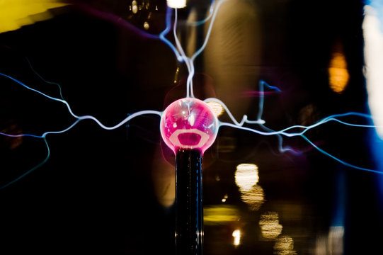 Edelgase Bilder – Durchsuchen 1,527 Archivfotos, Vektorgrafiken und ...