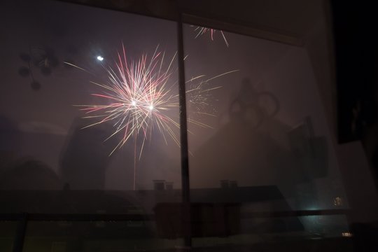 Fireworks Window Images – Browse 3,102 Stock Photos, Vectors, and Video ...