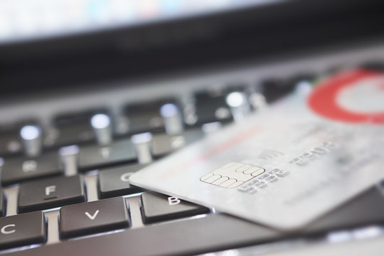 Emv Bilder – Durchsuchen 1,606 Archivfotos, Vektorgrafiken und Videos ...