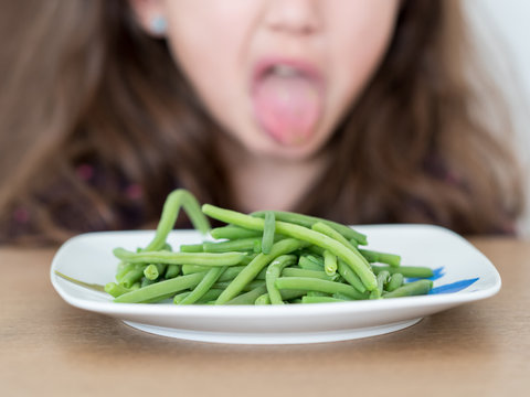 Grimacer bilder – Bläddra bland 213 stockfoton, vektorer och videor ...