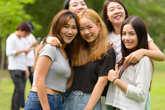 Young Men Hanging Out Images – Browse 26,815 Stock Photos, Vectors, and ...