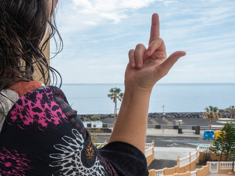 Alzado bilder – Bläddra bland 185 stockfoton, vektorer och videor ...