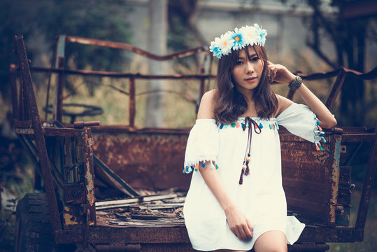 "Asiatin Bilder – Durchsuchen 12,368,941 Archivfotos, Vektorgrafiken ...