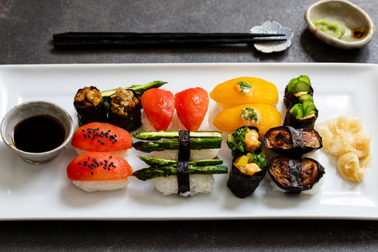 รูปภาพDiah – เลือกดูภาพถ่ายสต็อก เวกเตอร์ และวิดีโอ818 | Adobe Stock