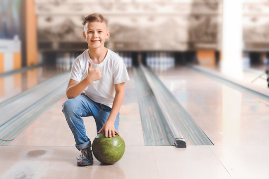 Kid Challenge Bilder – Durchsuchen 38,426 Archivfotos, Vektorgrafiken ...