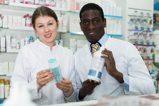 Imagens de Pharmaceutist – Explore Fotografias do Stock, Vetores e ...