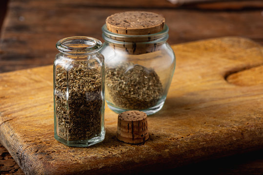 Recipienti Images – Browse 251 Stock Photos, Vectors, and Video | Adobe ...