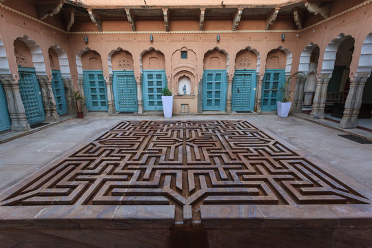 Churi Bilder – Durchsuchen 112 Archivfotos, Vektorgrafiken und Videos ...