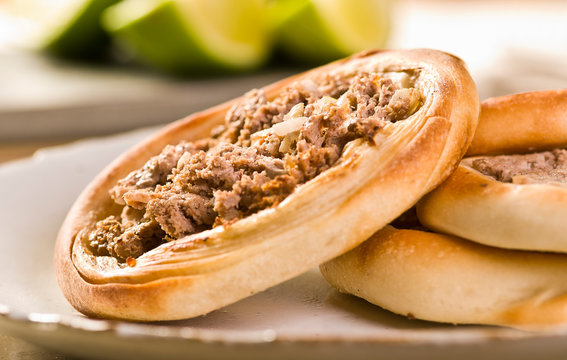 Esfiha Images – Browse 2,778 Stock Photos, Vectors, and Video | Adobe Stock