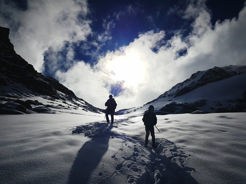 Wanderstab Bilder – Durchsuchen 32,640 Archivfotos, Vektorgrafiken und ...