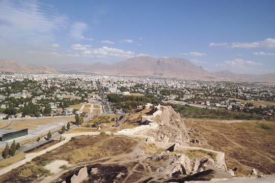 Kalesi 이미지 – 찾아보기 3,586 스톡 사진, 벡터 및 비디오 | Adobe Stock