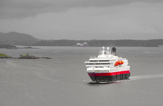 Hurtigruten bilder – Bläddra bland 5,931 stockfoton, vektorer och ...