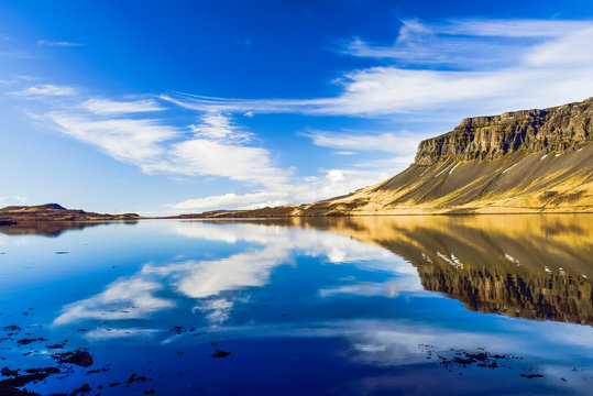 Wasserlandschaft Images – Browse 5,911 Stock Photos, Vectors, and Video ...