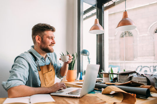 Handwerker-Bilder: Stock-Fotos & -Videos. | Adobe Stock