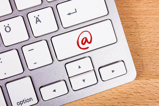 Imágenes de At-Zeichen: descubre bancos de fotos, ilustraciones ...