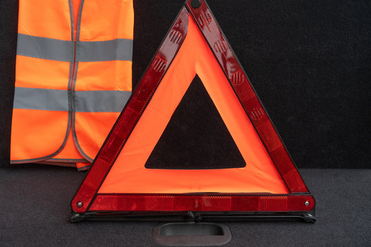 Unfallpyramide Bilder – Durchsuchen 173 Archivfotos, Vektorgrafiken und ...