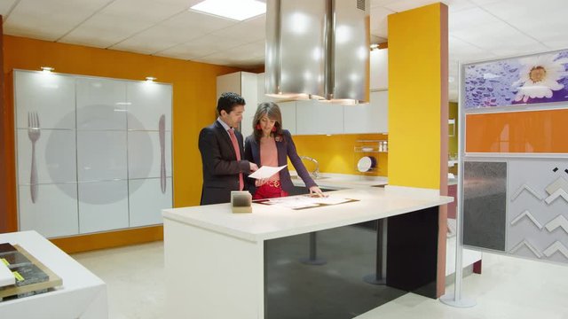 Showroom Kitchen Images – Browse 9,372 Stock Photos, Vectors, and Video ...